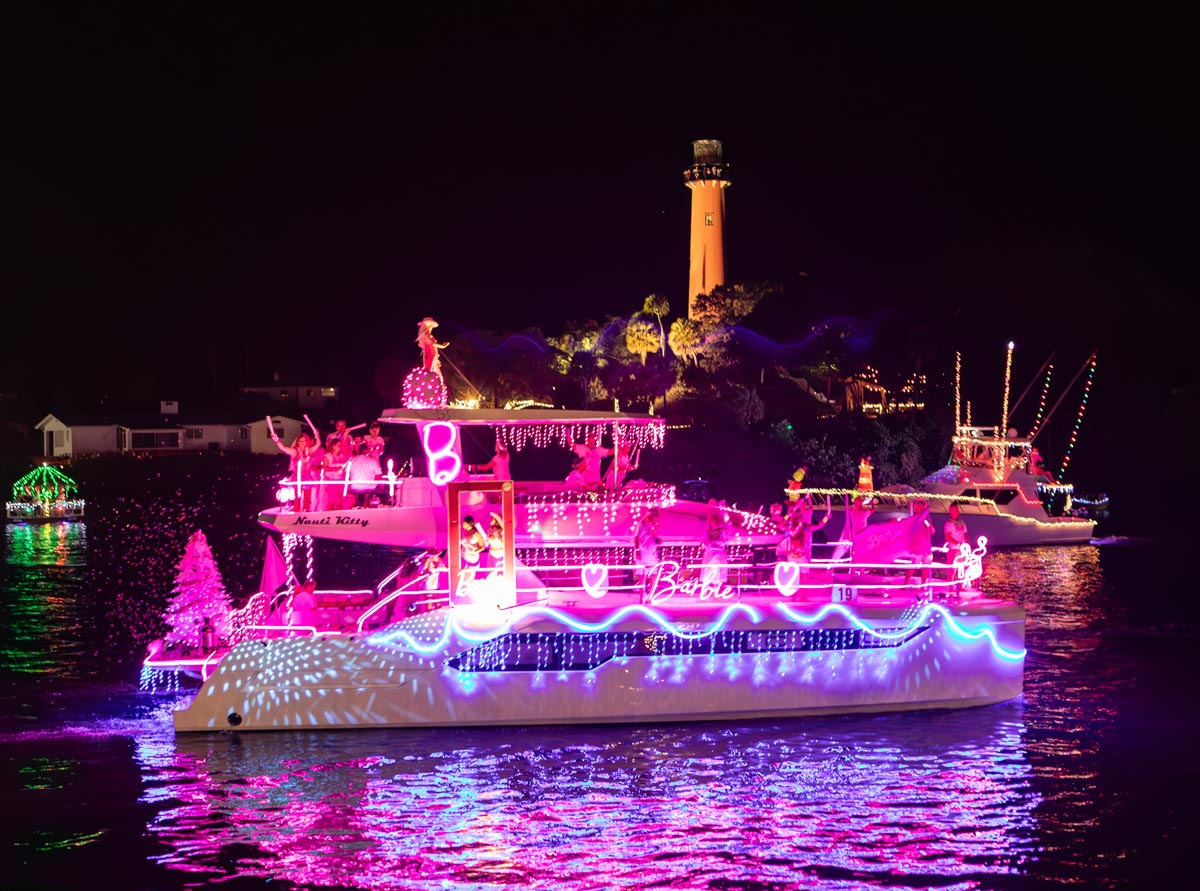 Register for the Palm Beach Holiday Boat Parade - Jupiter Magazine